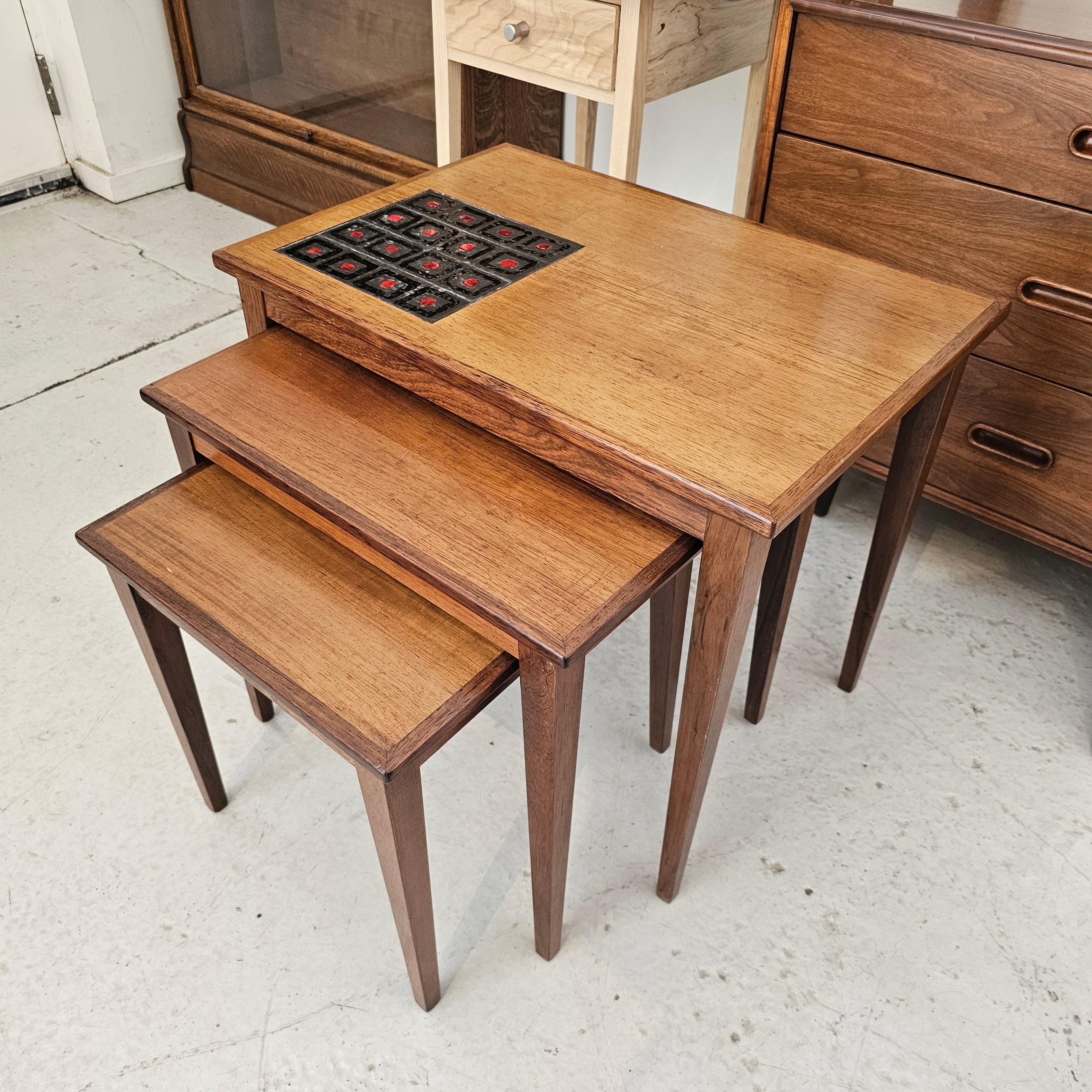 Danish Wooden Nesting Table w/ Inset Tile Detail – findfurnish