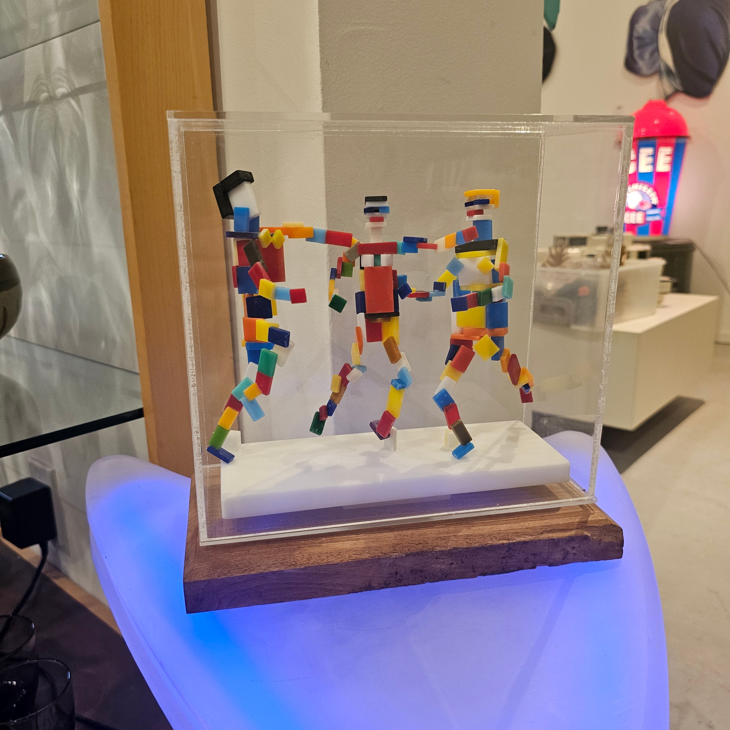 Plastic Sculpture in Lucite Display Box – findfurnish